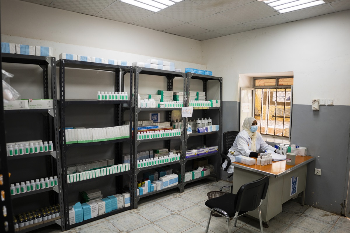 Managing conflicts of interest in national pharmaceutical systems