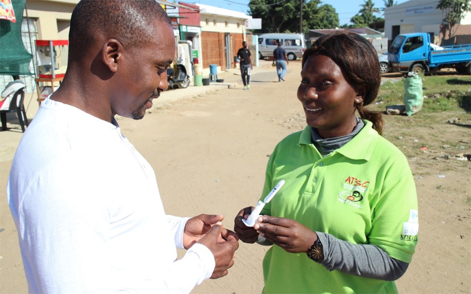 Self-testing implementation toolkit for HIV, hepatitis C and syphilis